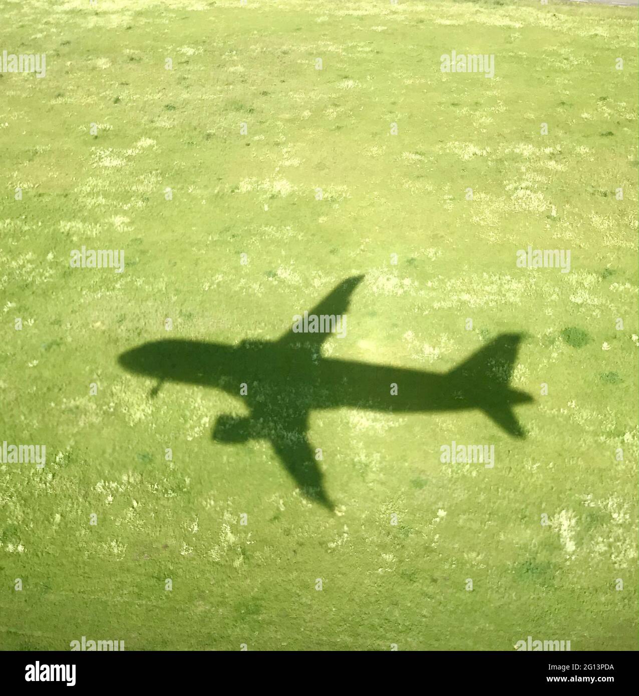 Airplane shadow on field hi-res stock photography and images - Alamy