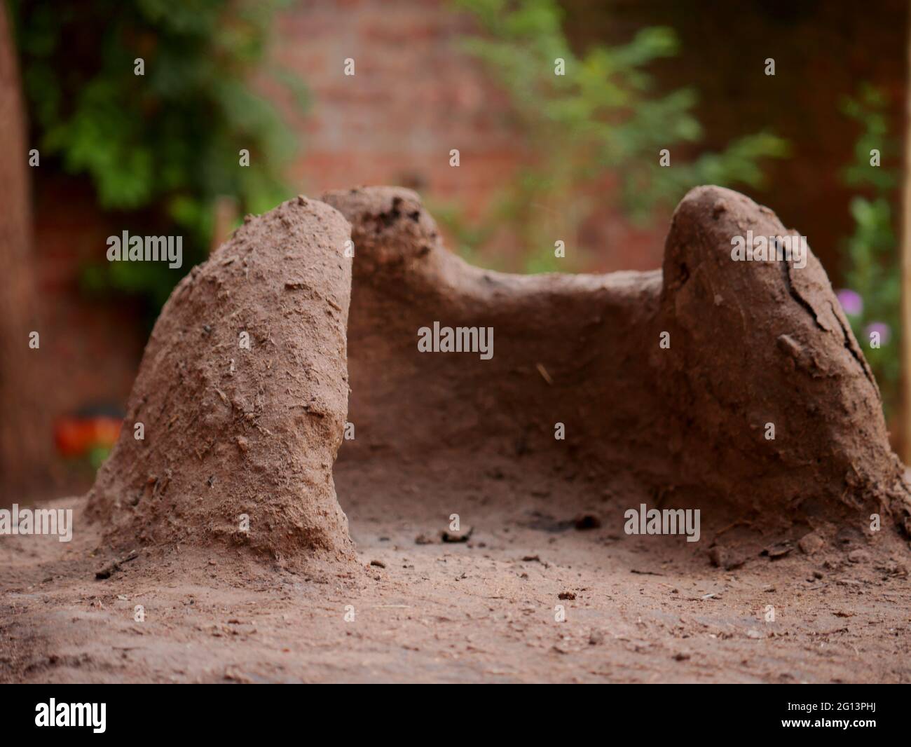 Traditional chulha hi-res stock photography and images - Alamy