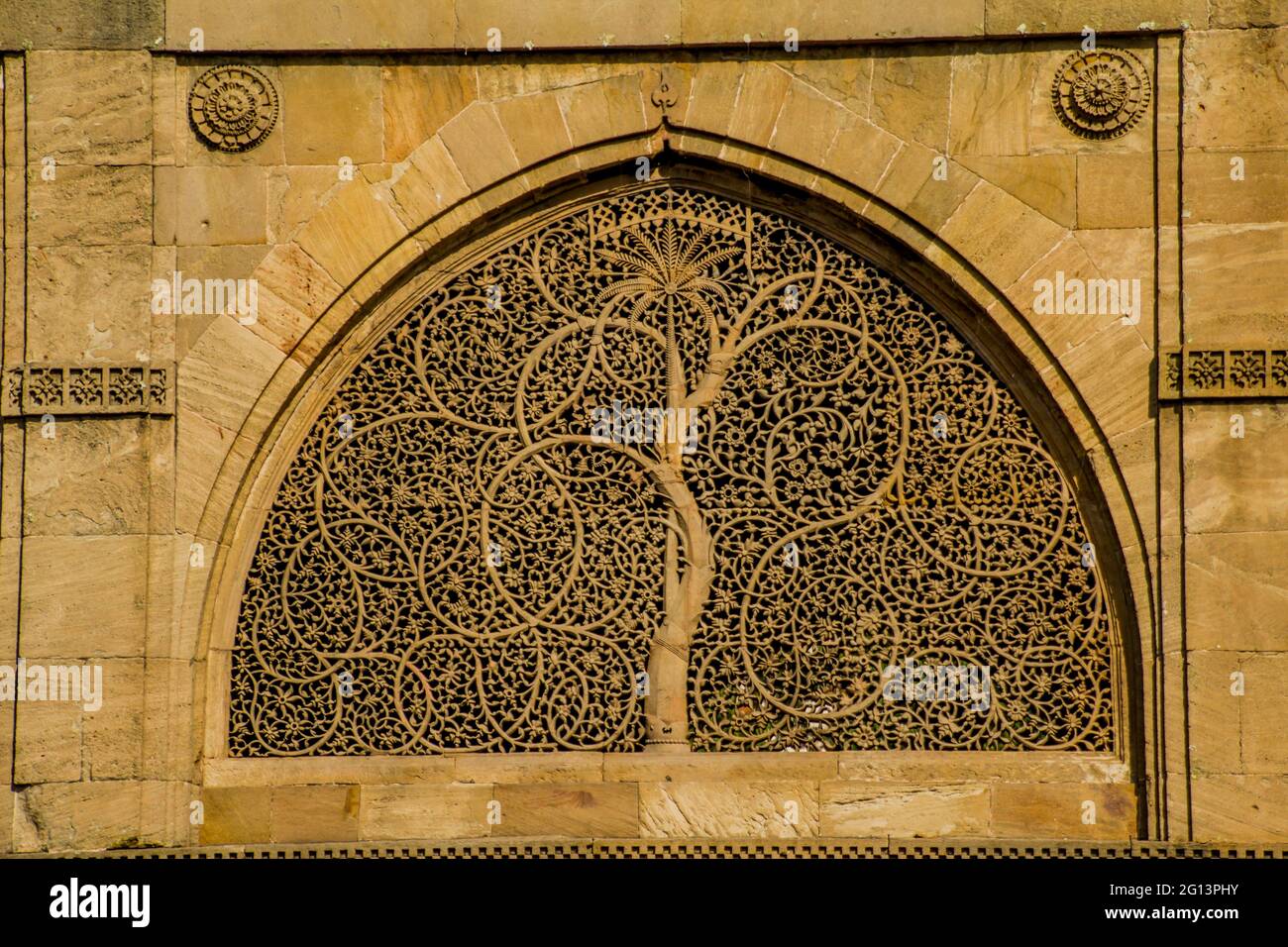 Sidi Saiyyed Mosque in Ahmedabad Stock Photo - Alamy