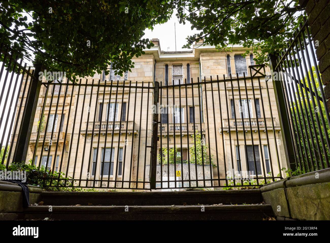 MANCHESTER, UNITED KINGDOM - Jun 03, 2021: Buile Hill mansion Salford ...