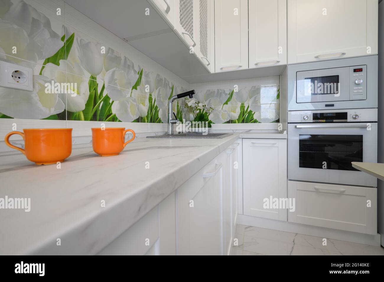 Modern luxurious kitchen closeup view to work top Stock Photo - Alamy