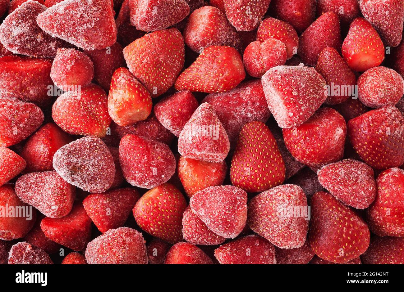 Frozen strawberry background Stock Photo - Alamy