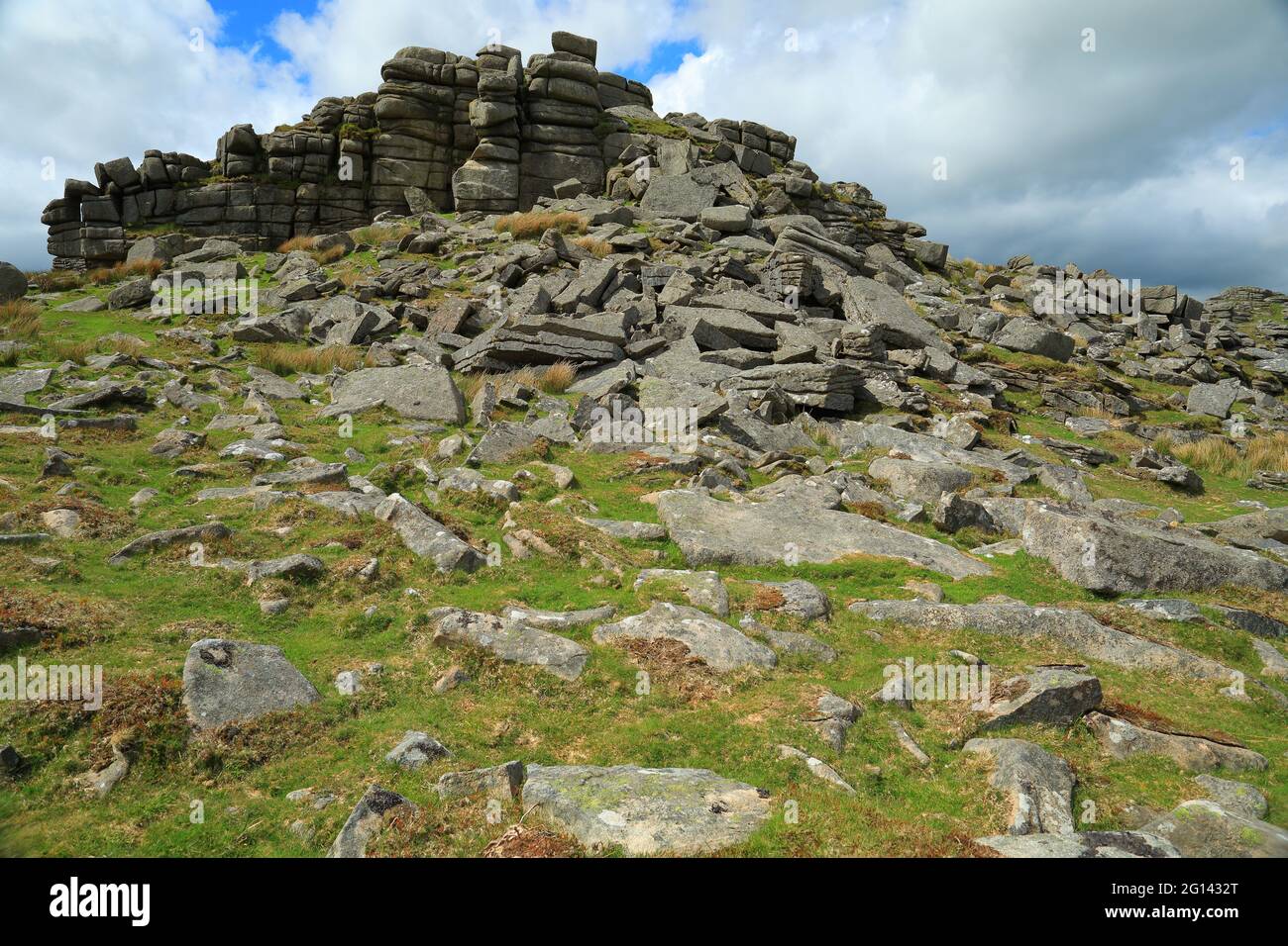 West mill tor hi-res stock photography and images - Alamy