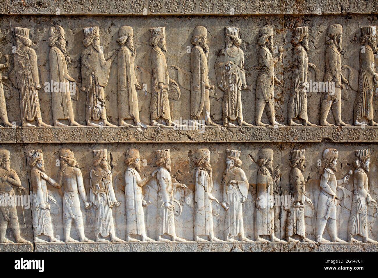 Ancient persian sculpture hi-res stock photography and images - Alamy