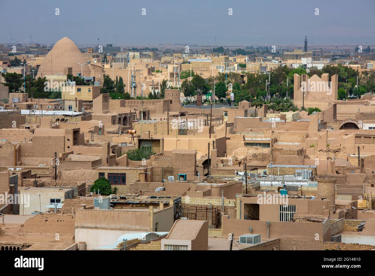 Old town Meybod and its traditional houses in Iran Stock Photo - Alamy