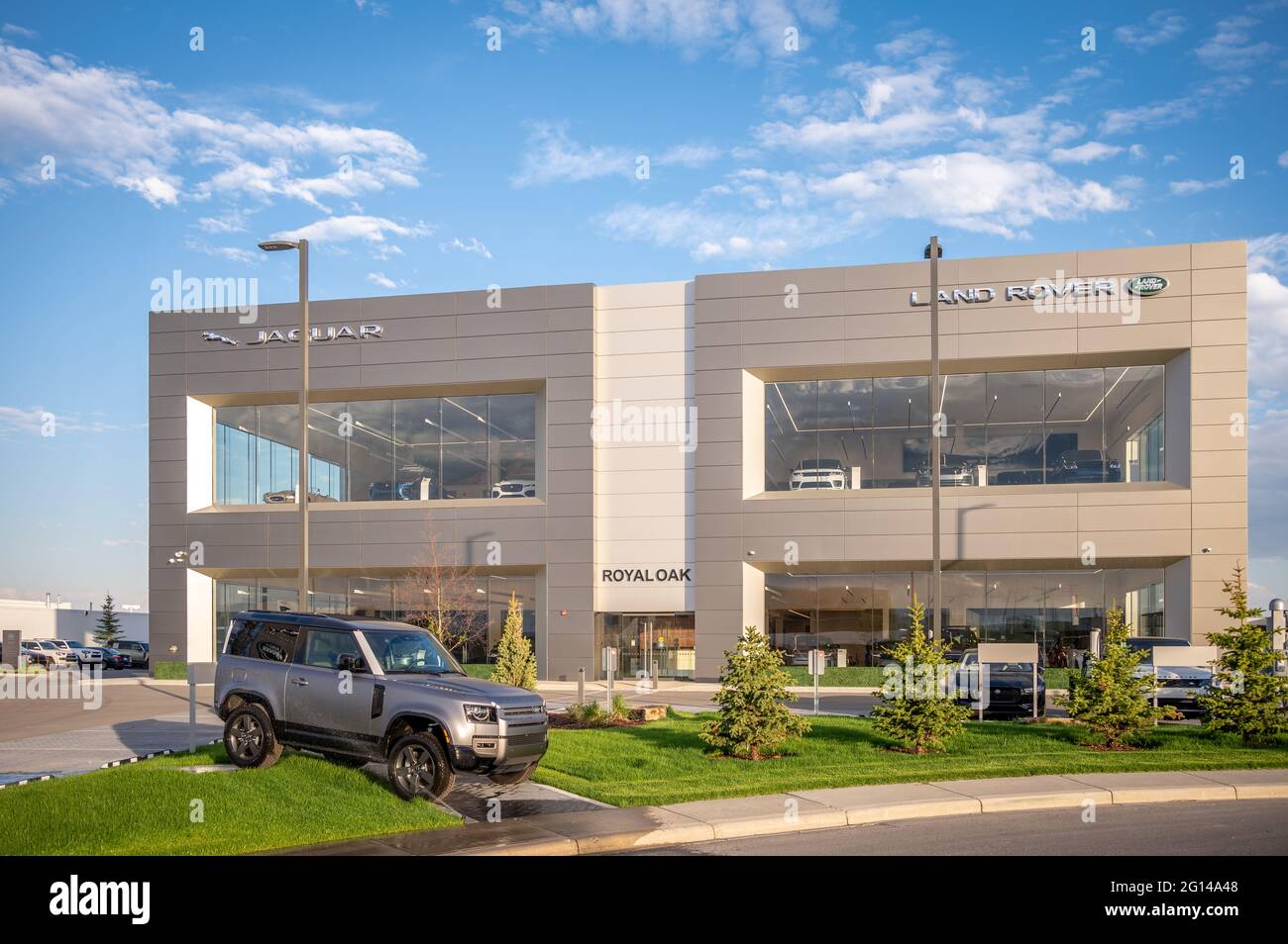 Landrover and jaguar dealer hi-res stock photography and images - Alamy