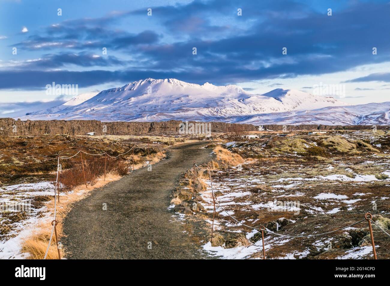 Iceland walking path with snow, amazing Icelandic landscape ...