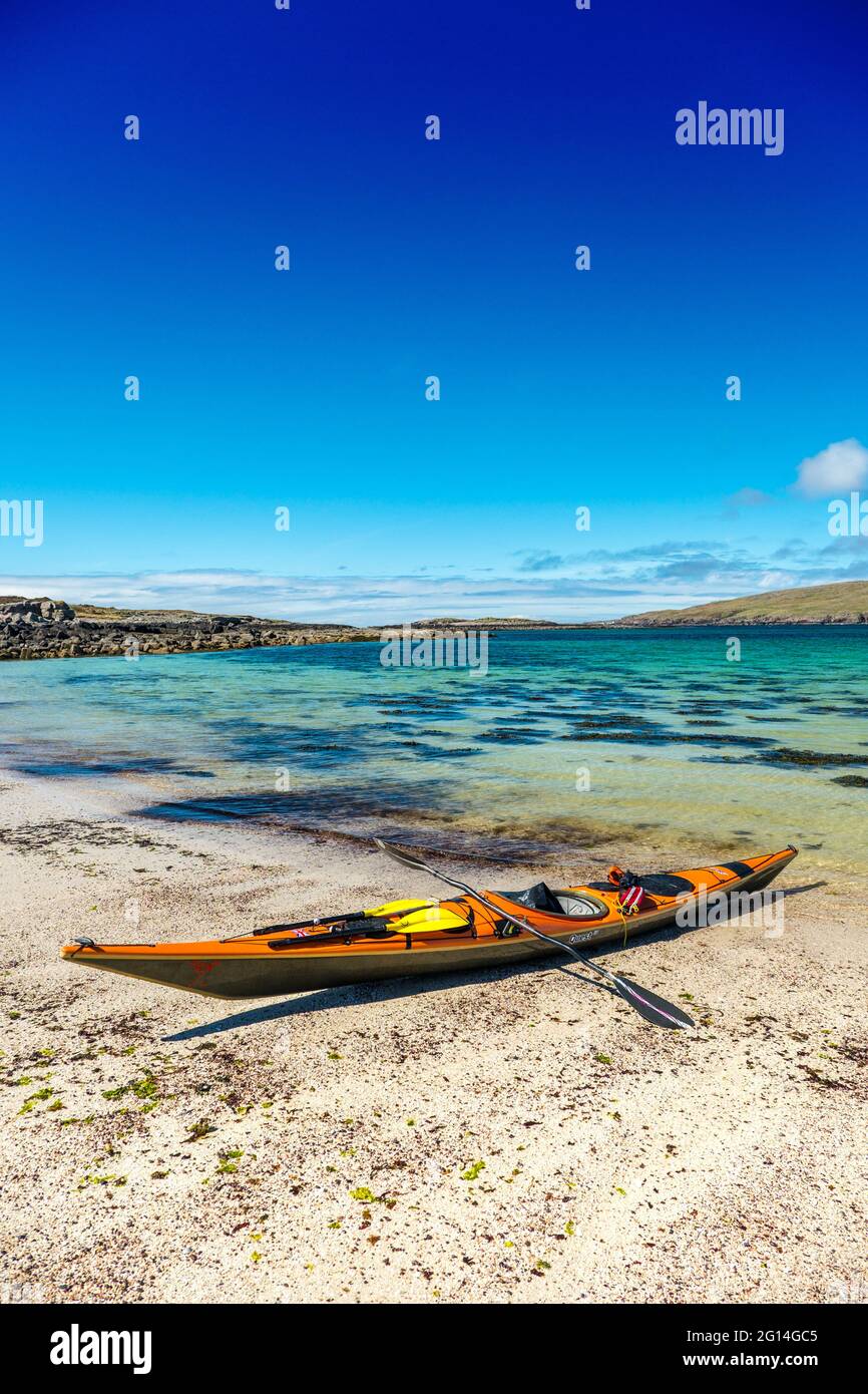Kayak on the beach hi-res stock photography and images - Alamy
