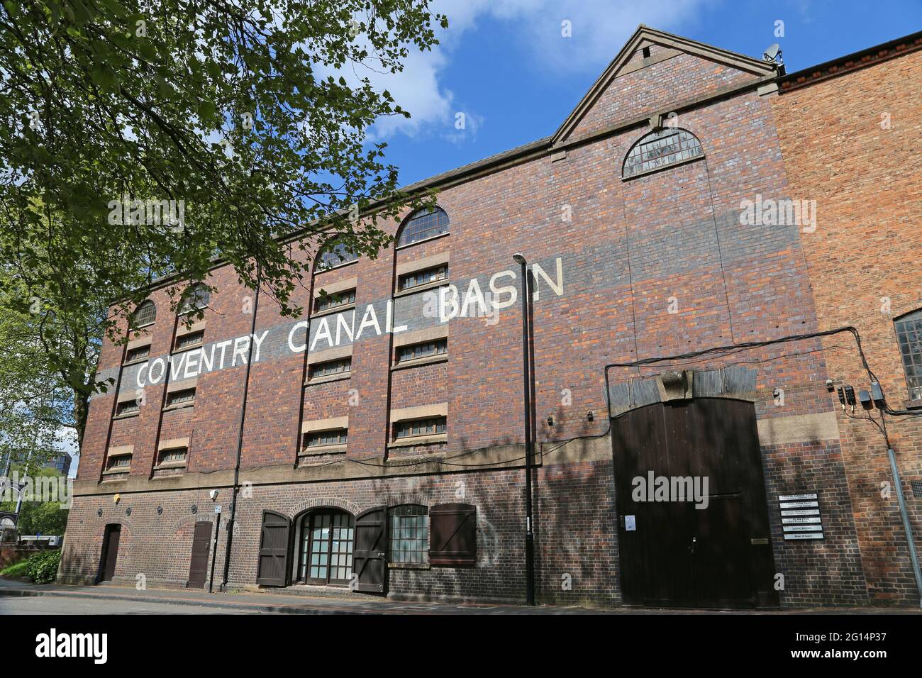 Small business units hi-res stock photography and images - Alamy