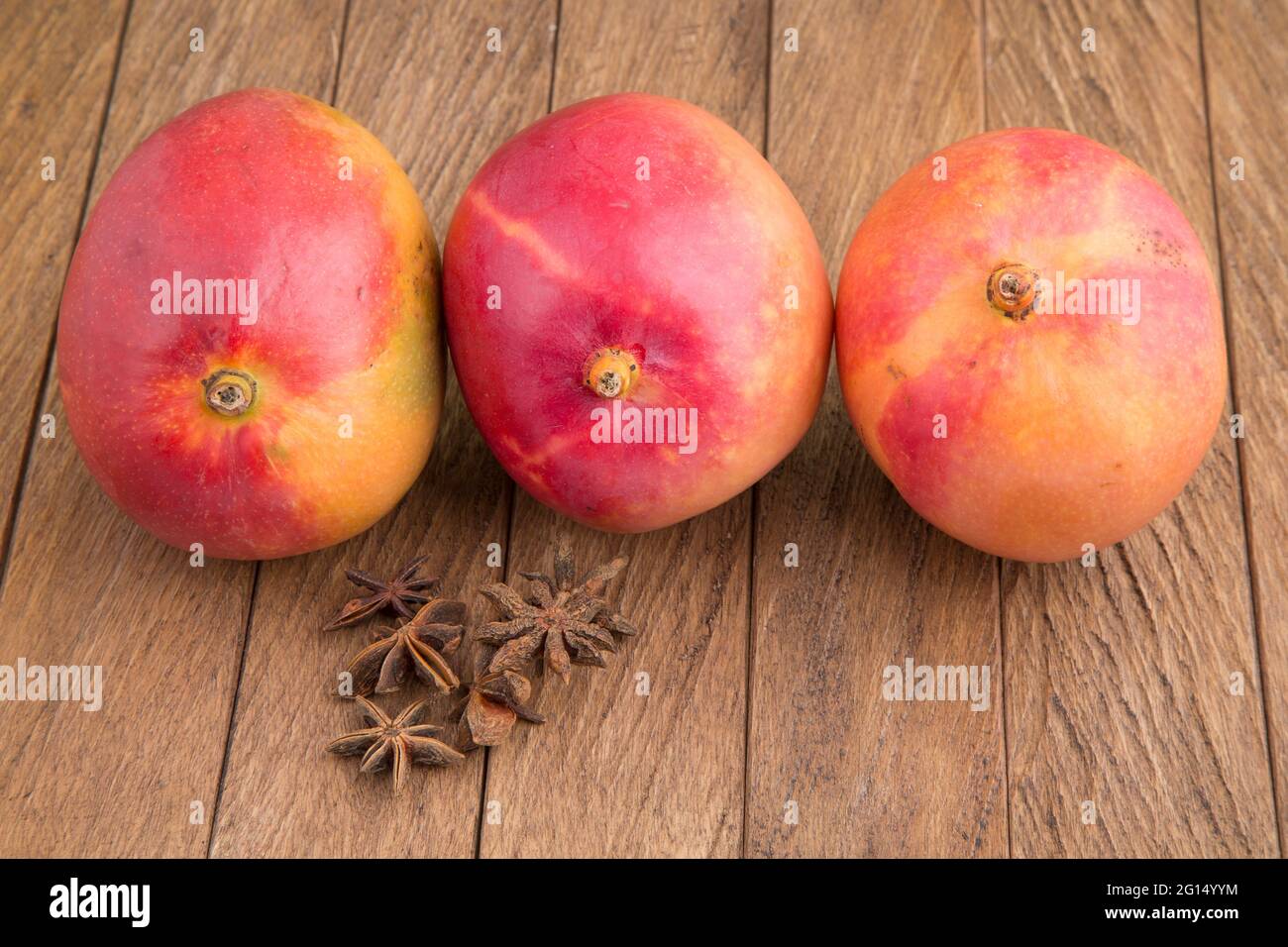 Tommy atkins mango hi-res stock photography and images - Alamy