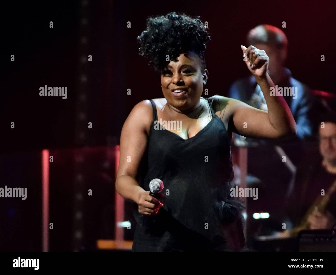 Ledisi concert hi-res stock photography and images - Alamy