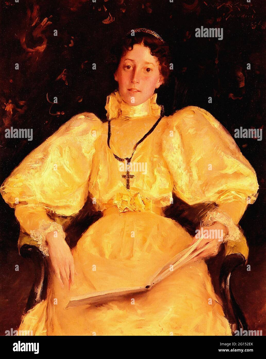 Golden lady hi-res stock photography and images - Alamy