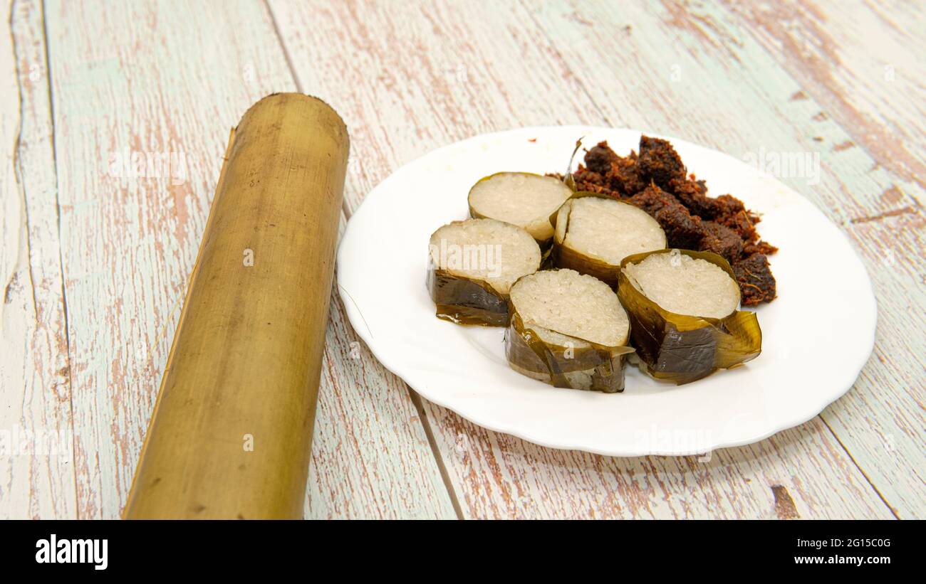 Malaysia rendang rice bamboo hi-res stock photography and images - Alamy