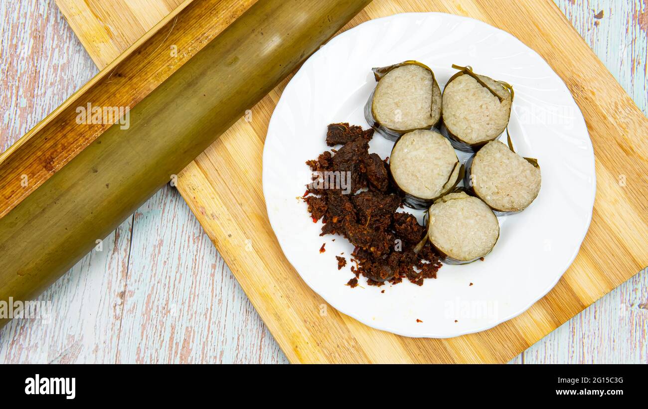 Malaysia rendang rice bamboo hi-res stock photography and images - Alamy