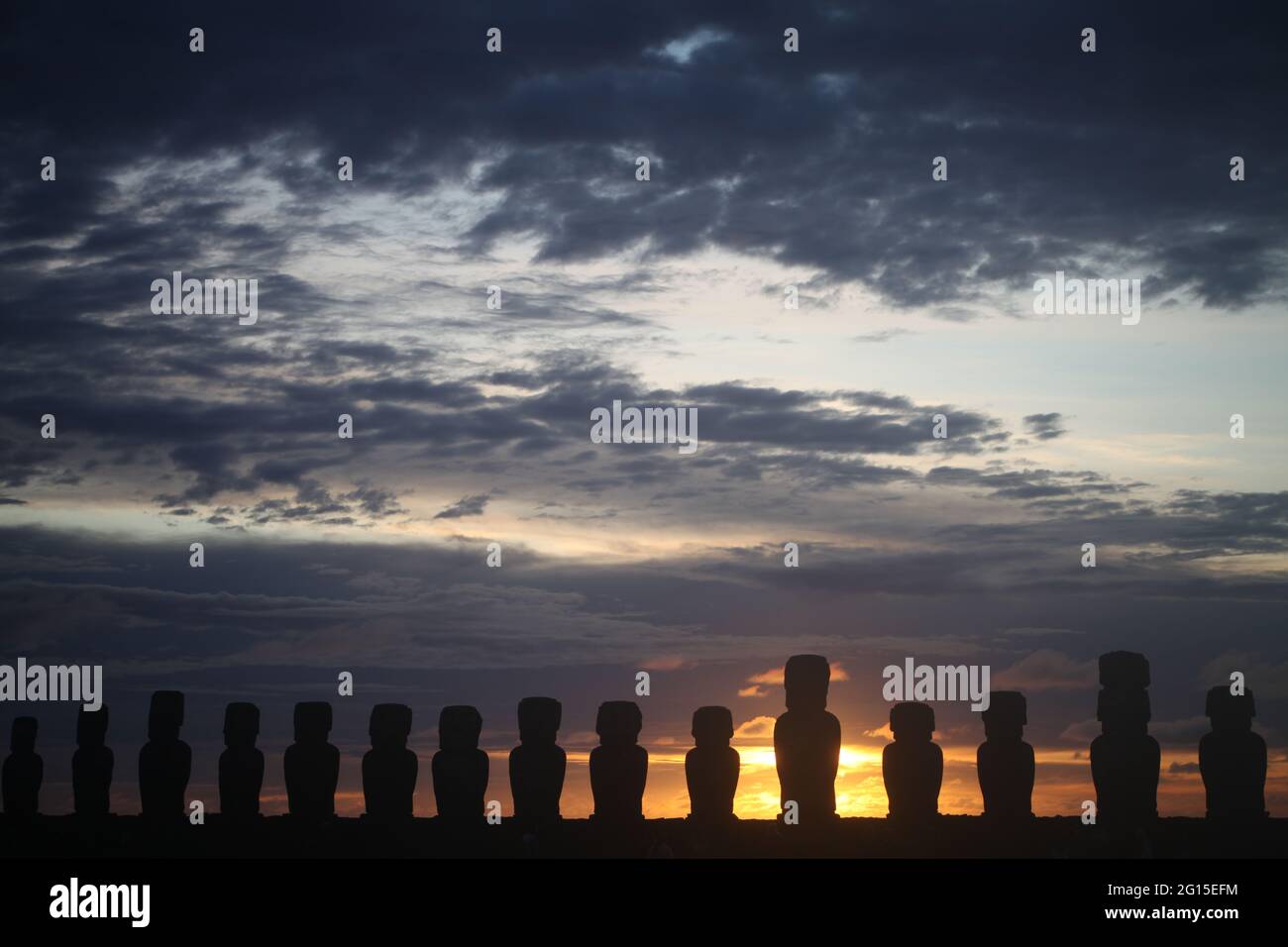 Sunrise, Ahu Tongariki, Easter Island, Chile Stock Photo - Alamy