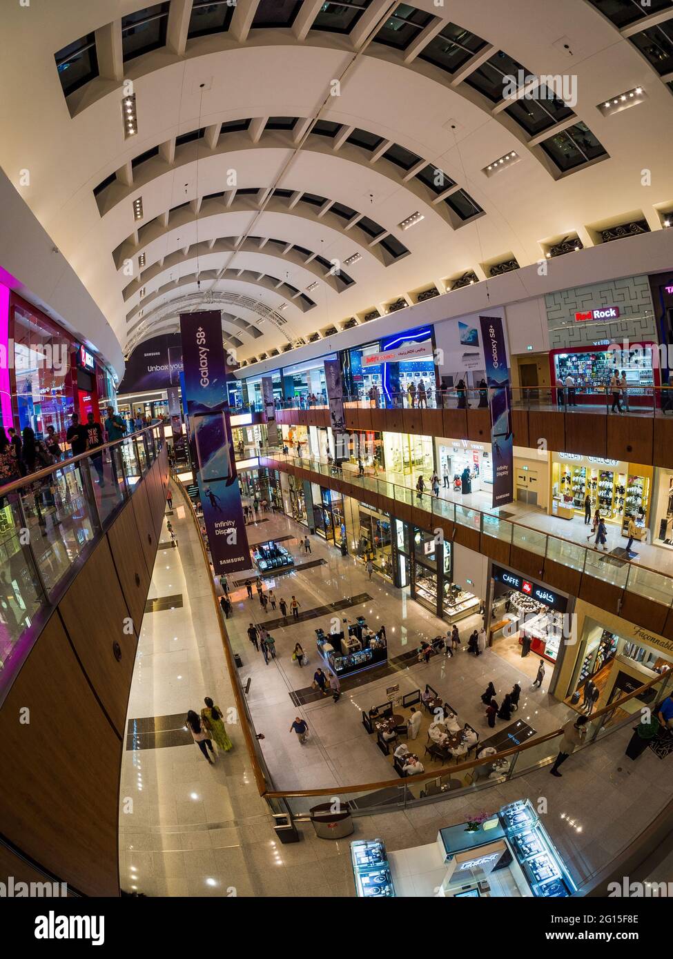 The Building Interior Of Dubai Mall Stock Photo Alamy