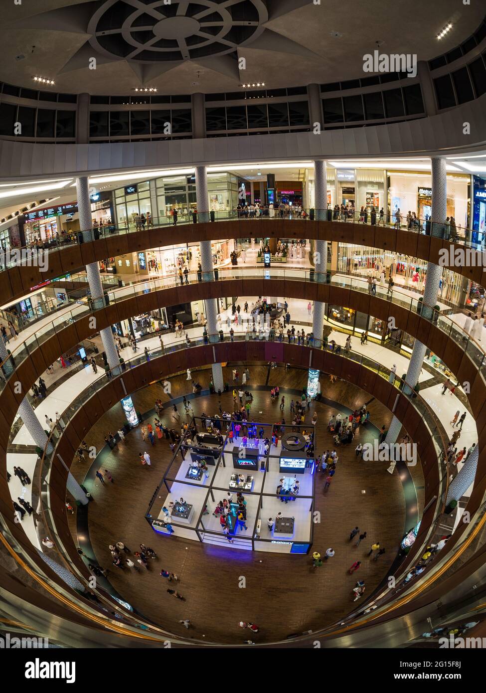 The building interior of dubai mall Stock Photo - Alamy