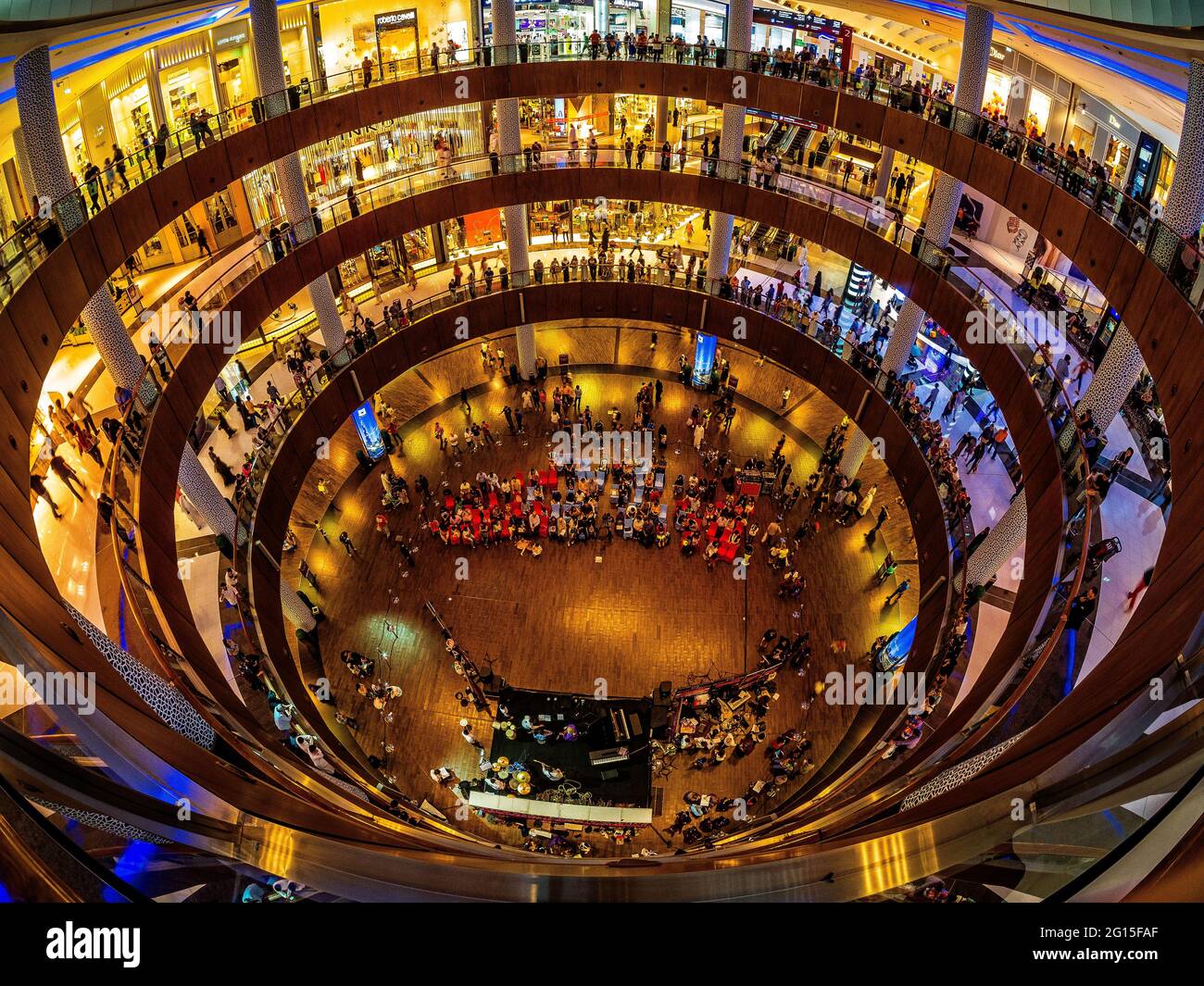 The building interior of dubai mall Stock Photo - Alamy