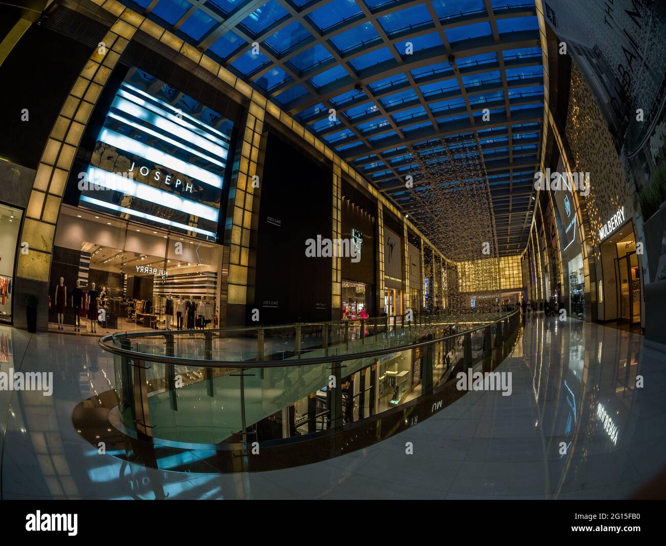 The building interior of dubai mall Stock Photo - Alamy