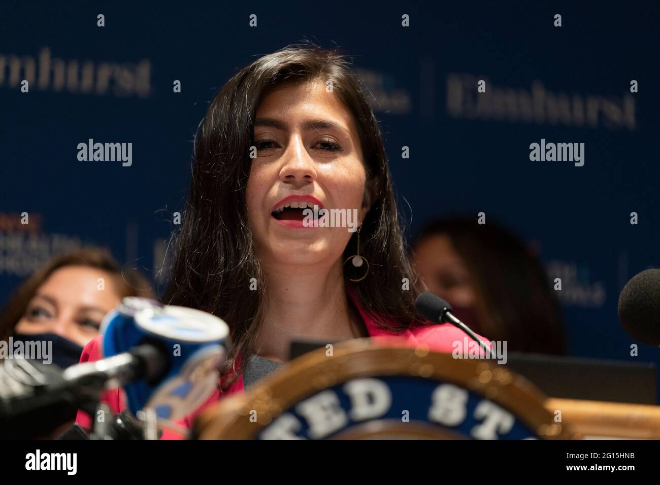 Ny senator jessica ramos hi-res stock photography and images - Alamy