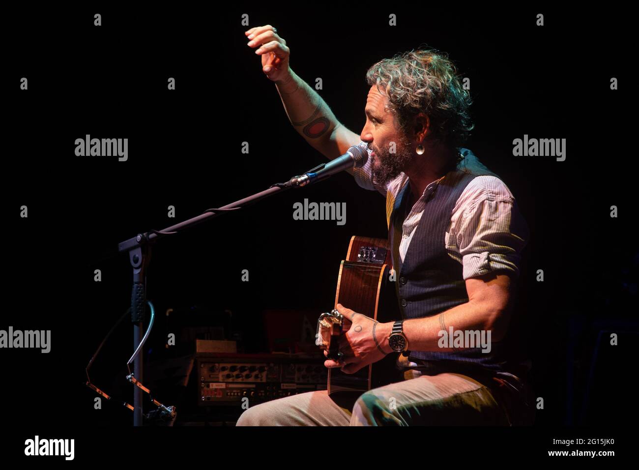 John butler trio hi-res stock photography and images - Alamy