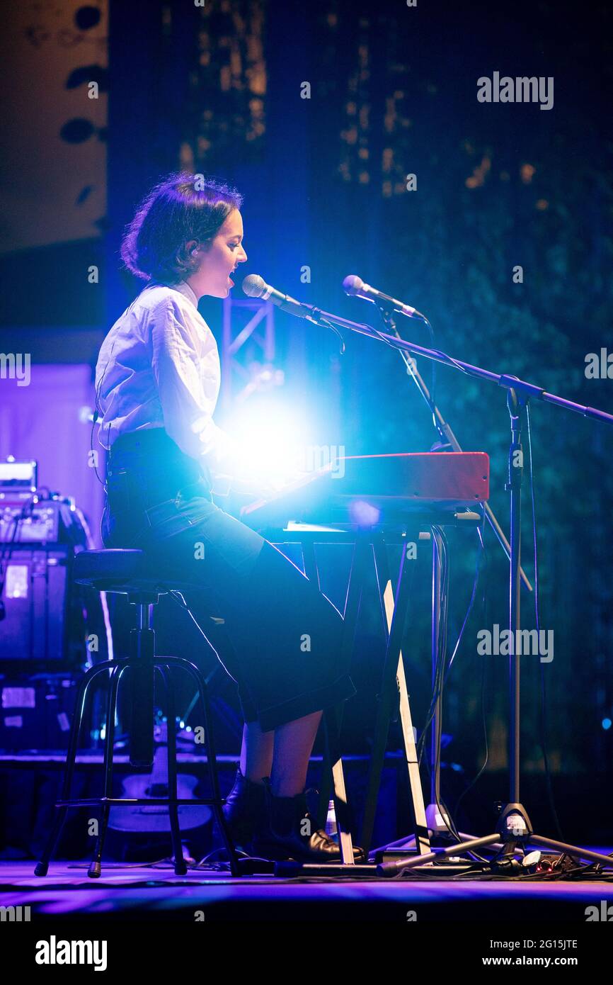 John Butler, award winning Australian singer songwriter performs a live ...