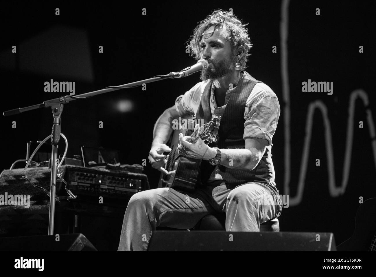 John butler musician Black and White Stock Photos & Images - Alamy