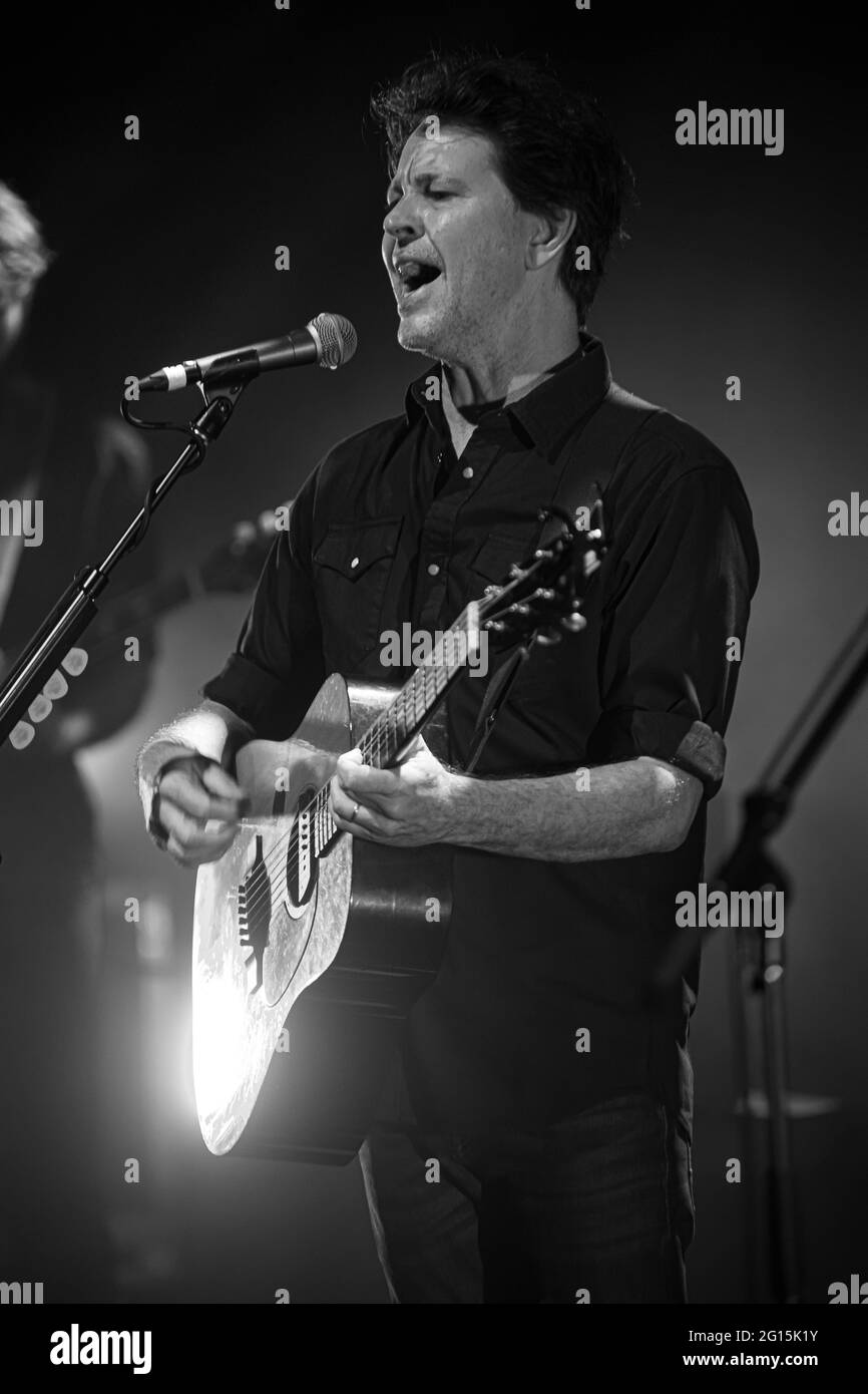 Bernard fanning Black and White Stock Photos & Images - Alamy