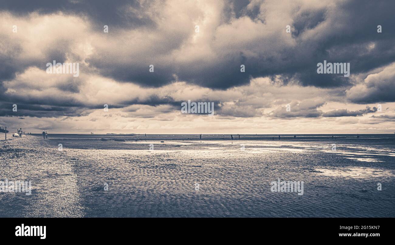 Cuxhaven beach on the German North Sea coast. Sandy beach with ...