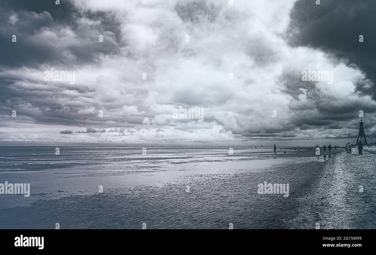 Cuxhaven beach on the German North Sea coast. Sandy beach with ...
