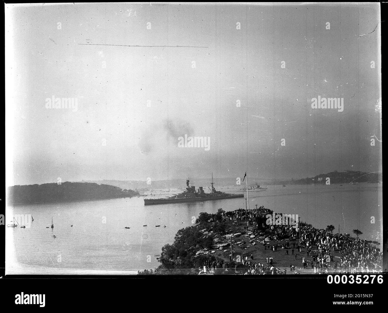 Hms repulse hi-res stock photography and images - Alamy