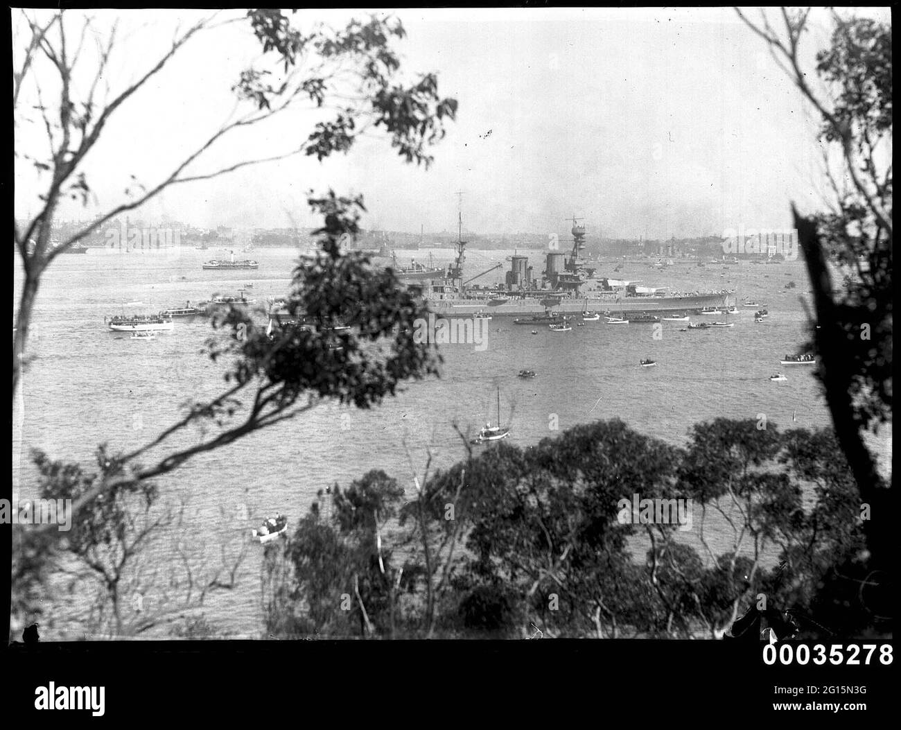 Hms repulse hi-res stock photography and images - Alamy