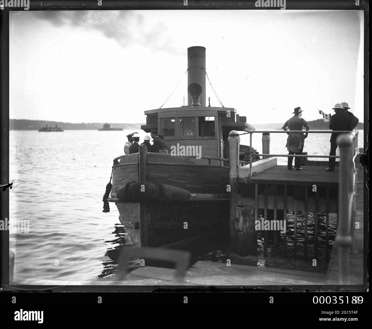 White ship disaster medieval hi-res stock photography and images - Alamy