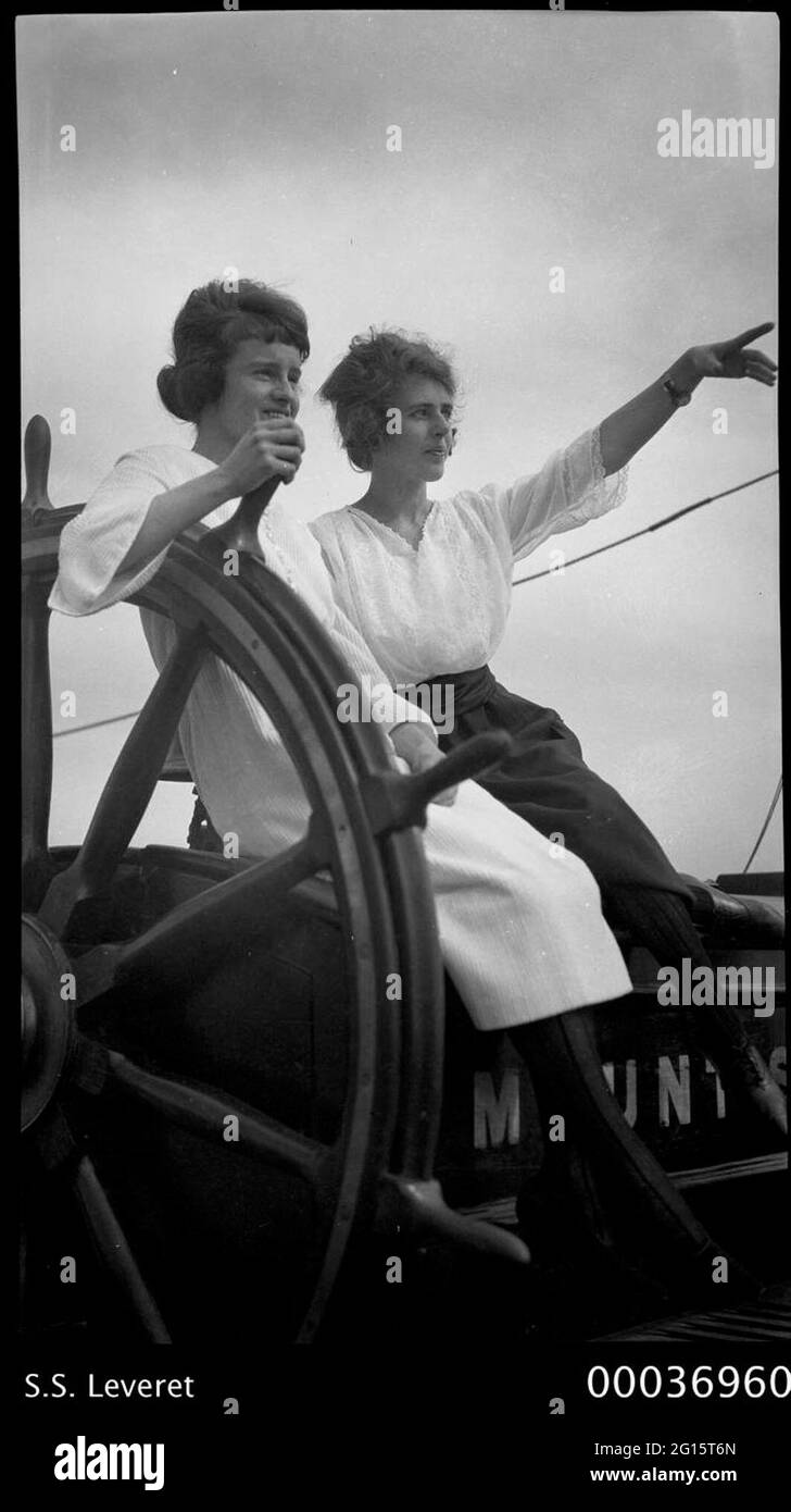 Leveret engraving hi-res stock photography and images - Alamy