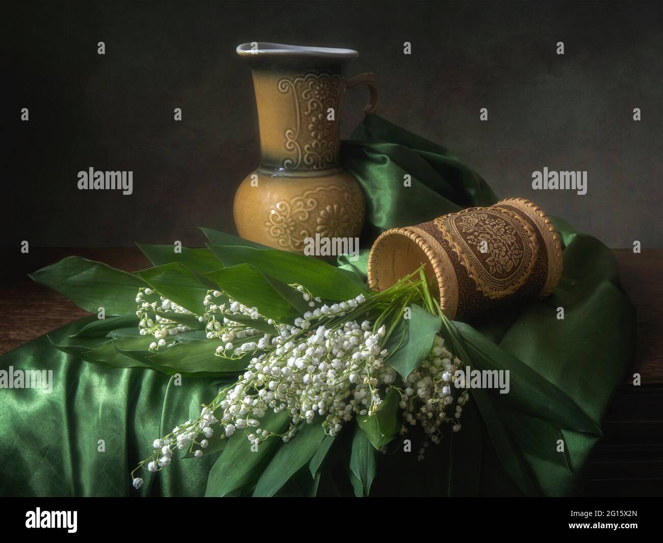 Still life with delicate spring flowers Stock Photo - Alamy