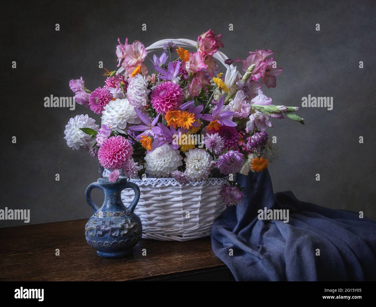 Still life with splendid bouquet of flowers Stock Photo - Alamy