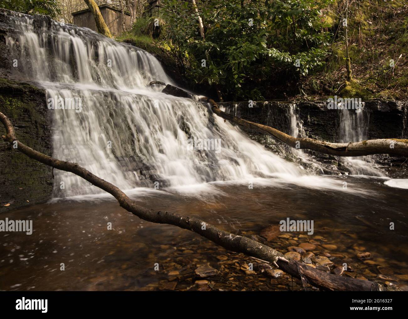 Hall dale peak district hi-res stock photography and images - Alamy