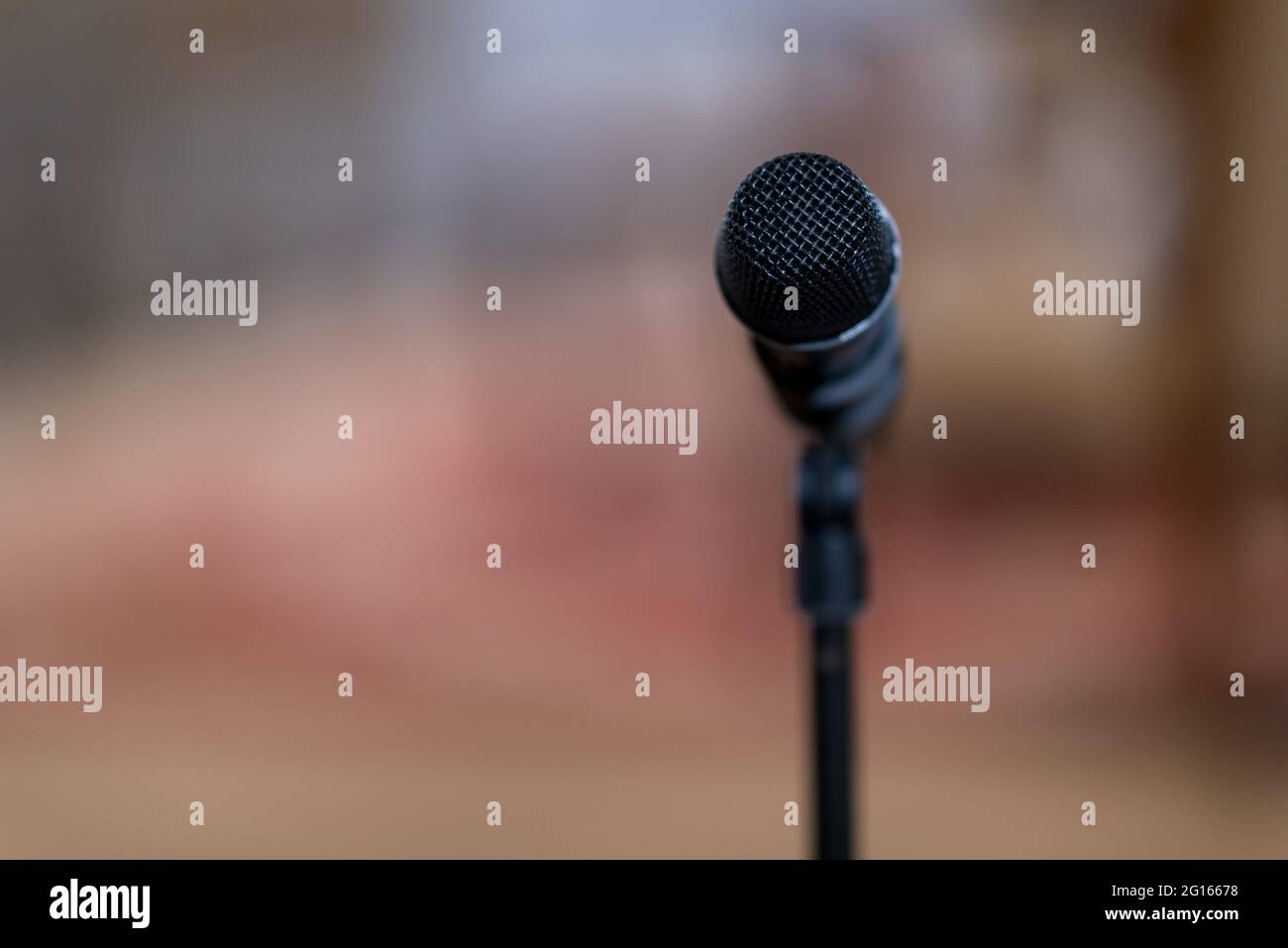Stage speaking microphone hi-res stock photography and images - Alamy