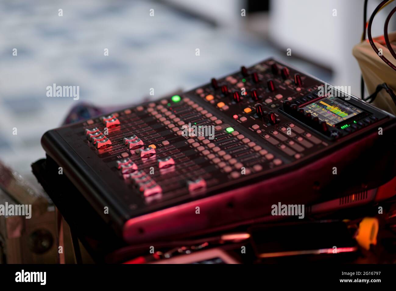 Concert mixer hi-res stock photography and images - Alamy