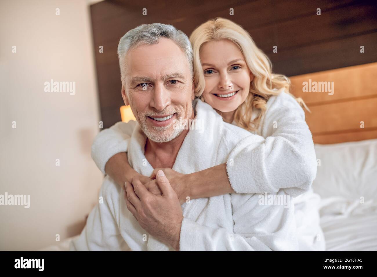 Man woman bath together hi-res stock photography and images - Alamy