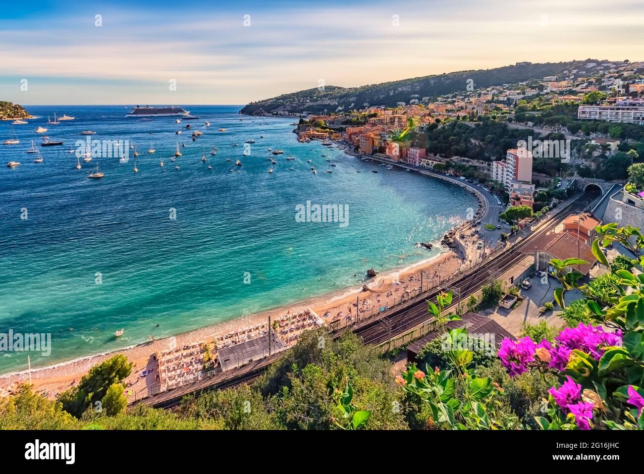 Village mer hi-res stock photography and images - Alamy