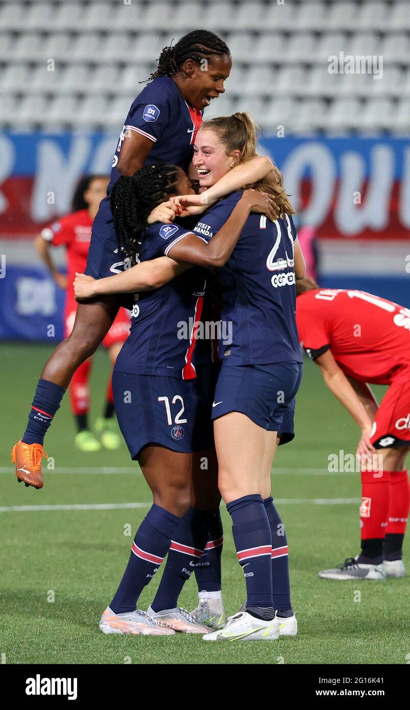 Jordyn huitema psg hi-res stock photography and images - Alamy
