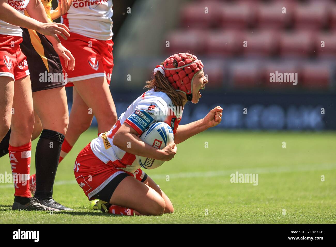 Emily Rudge (12) of St Helens celebrates her try Stock Photo - Alamy
