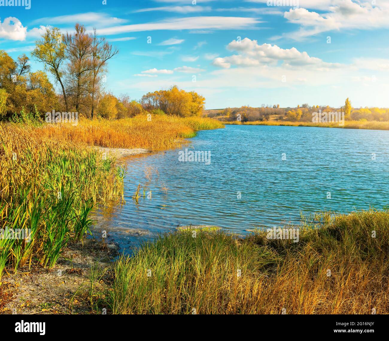 Orange autumn on river hi-res stock photography and images - Alamy