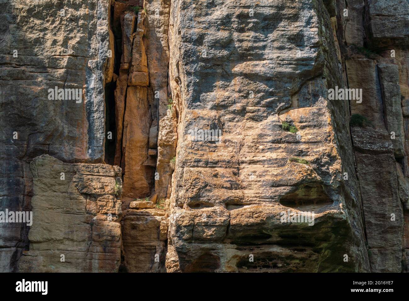 Layers in nature hi-res stock photography and images - Alamy