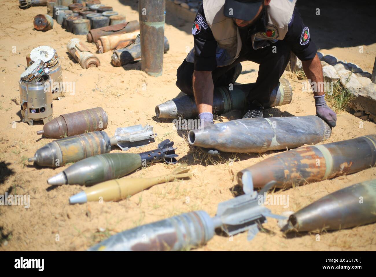 The Gaza Strip, The Gaza Strip, Palestine. 5th June, 2021. Policemen ...