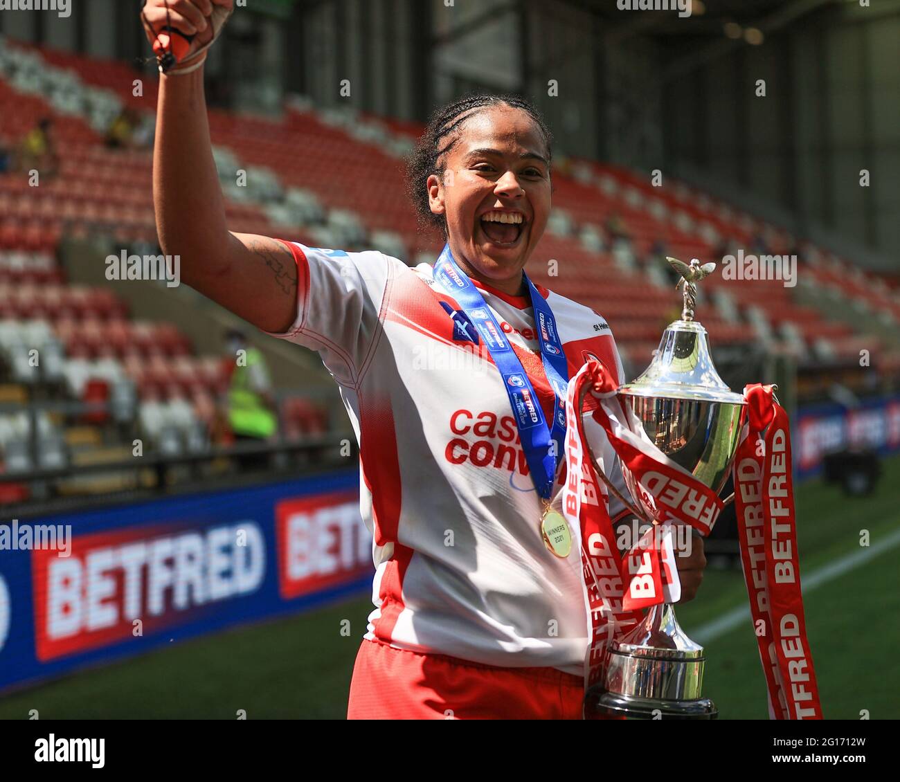 Crowl hi-res stock photography and images - Alamy