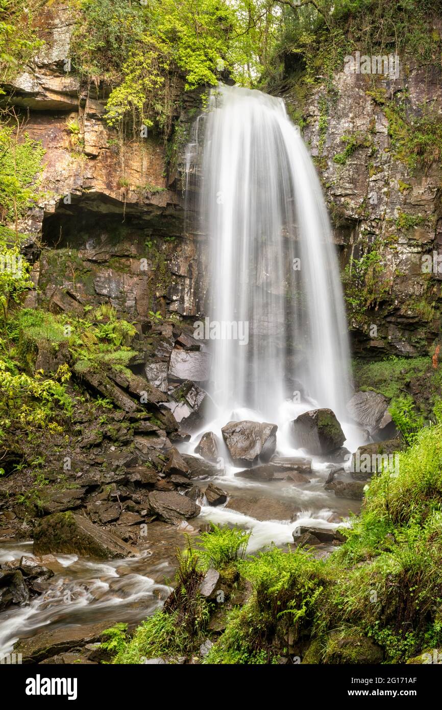 'waterfall country' hi-res stock photography and images - Alamy