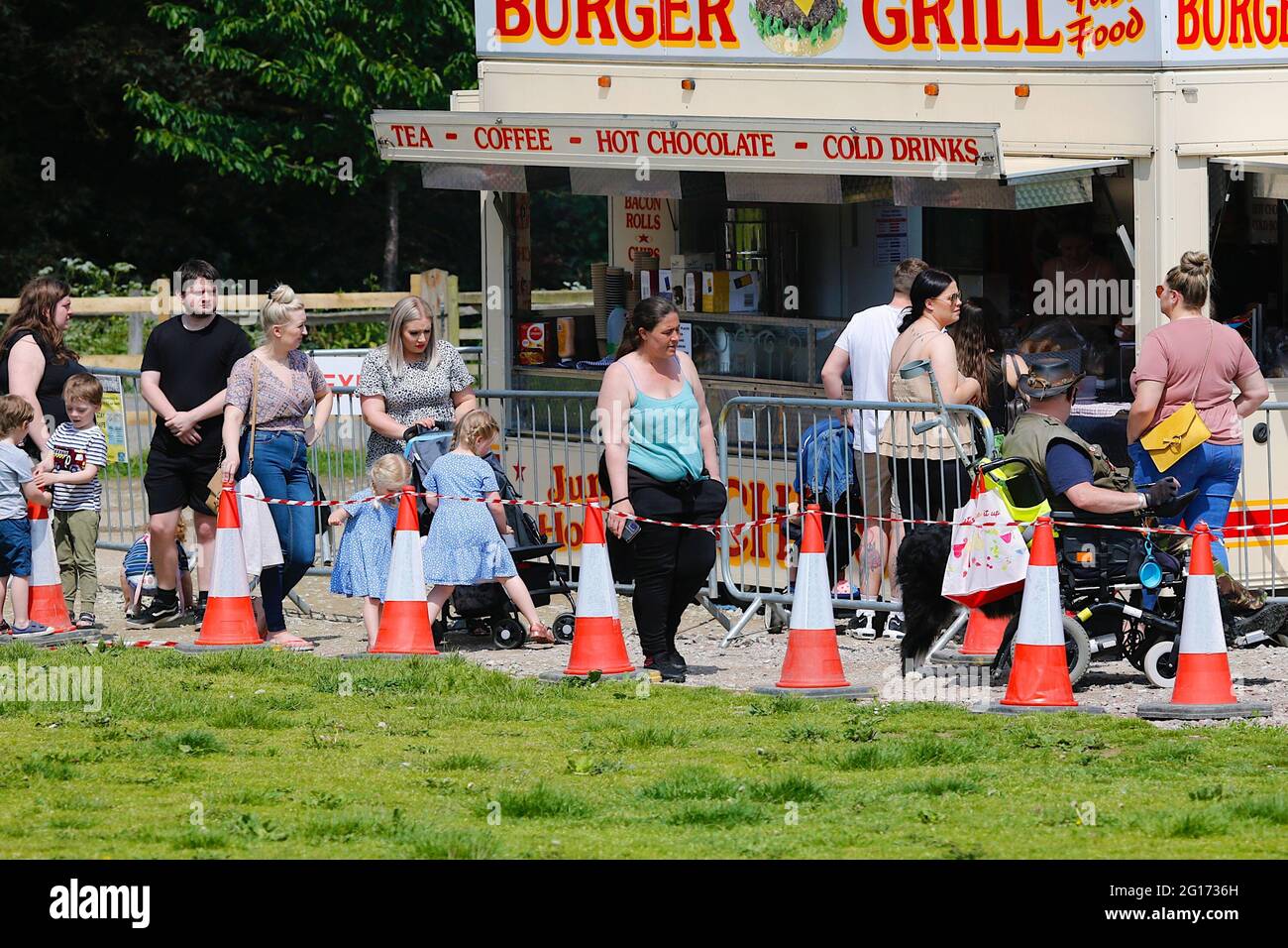 Maidstone, Kent, UK. 05 Jun, 2021. UK Weather: Hot and sunny day in the ...