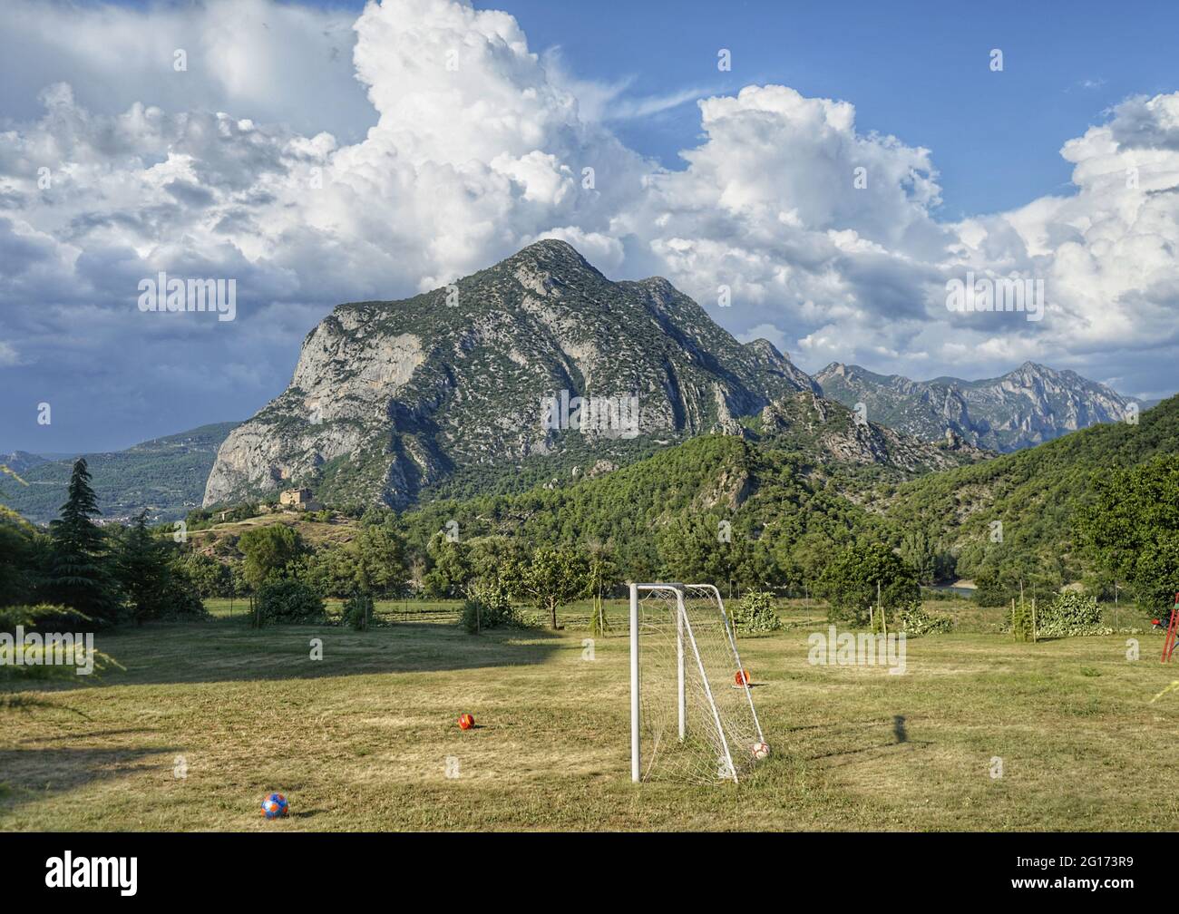 Scenic view soccer field mountains hi-res stock photography and images ...